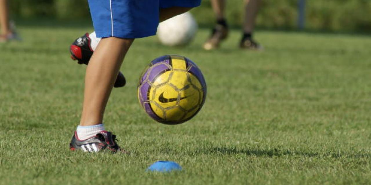Voetballer Mike van Duinen klaar voor het nieuwe seizoen | Sportzorg